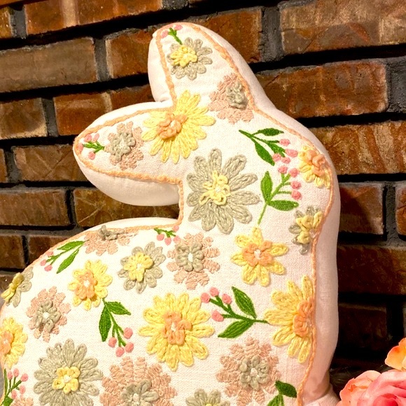 Shabby Chic | Holiday | Bnwt Shabby Chic Spring Floral Embroidered ...